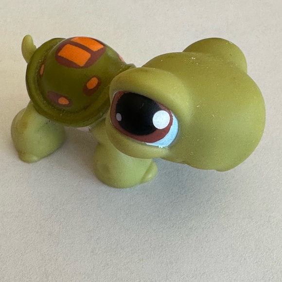Hasbro | Toys | Littlest Pet Shop Turtle With Orangeburgundy Back 8 ...